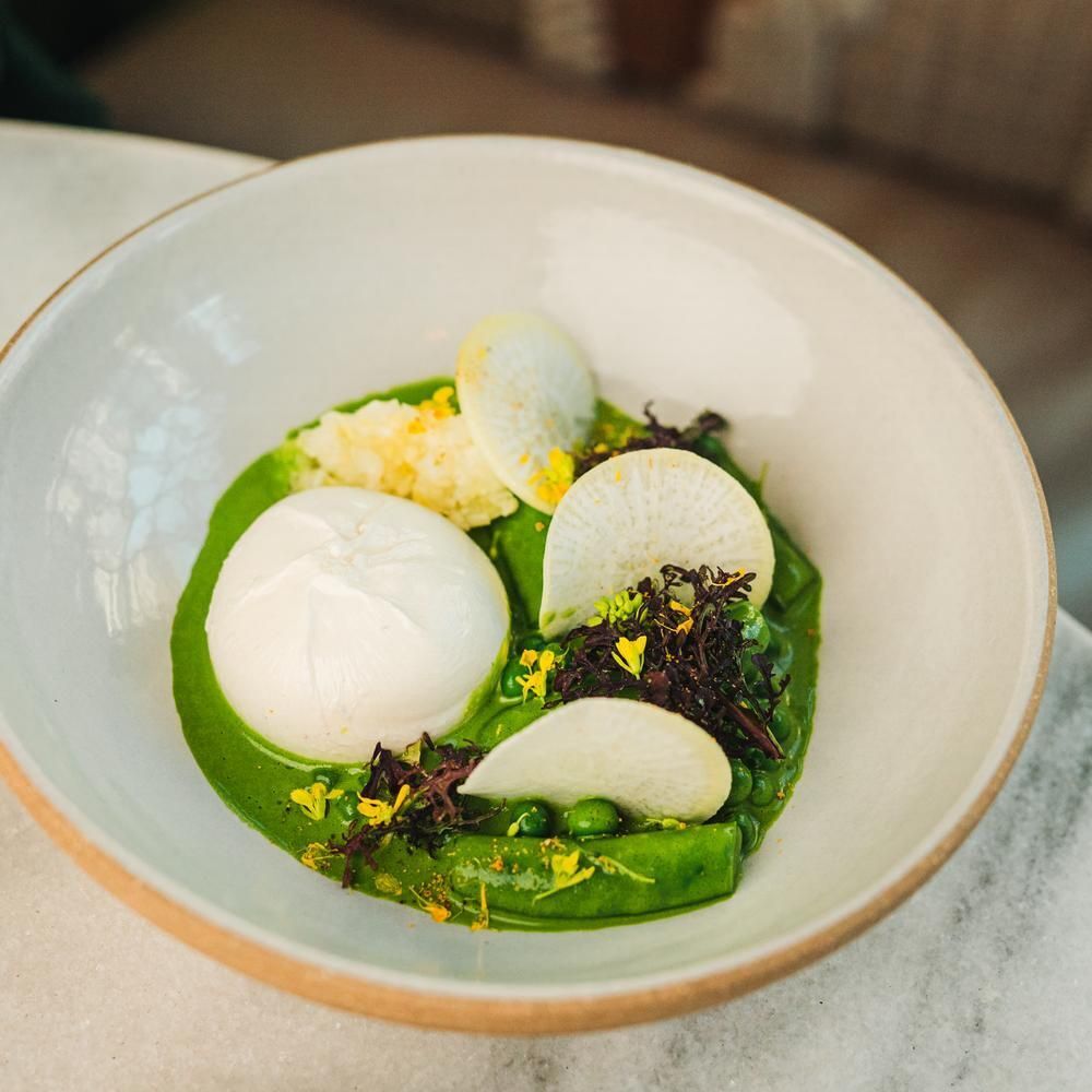 Residents Cafe & Bar – Washington - a MICHELIN Guide Restaurant