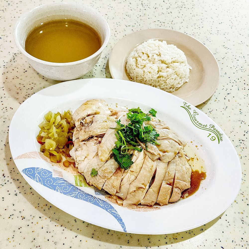 Tiong Bahru Hainanese Boneless Chicken Rice – Singapore - a MICHELIN ...