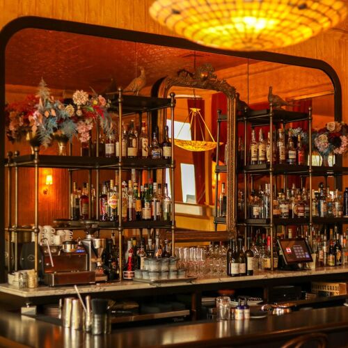 Domilise’s Po-Boy & Bar – New Orleans - a MICHELIN Guide Restaurant