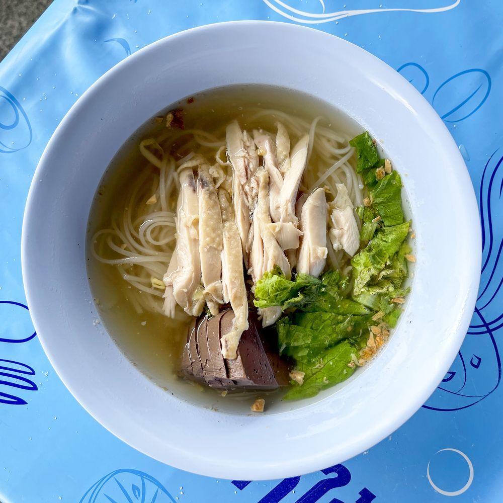 Whale Chicken Noodles - Khon Kaen - ミシュランガイドレストラン