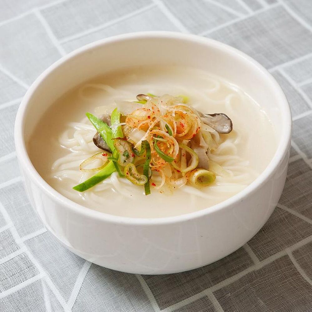 Hwangsaengga Kalguksu – Seoul - a MICHELIN Guide Restaurant