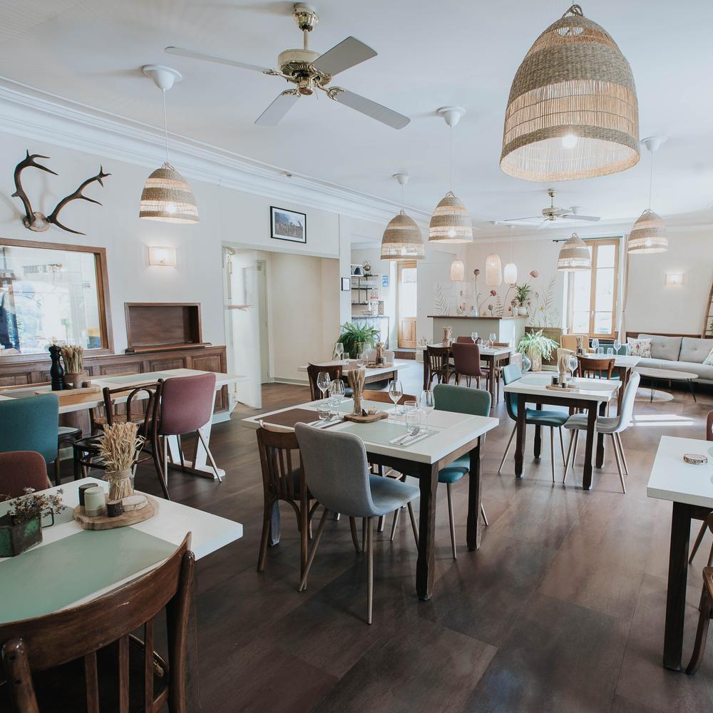 Bistrot des Falaises – Saint-Romain - 의 미쉐린 가이드 레스토랑