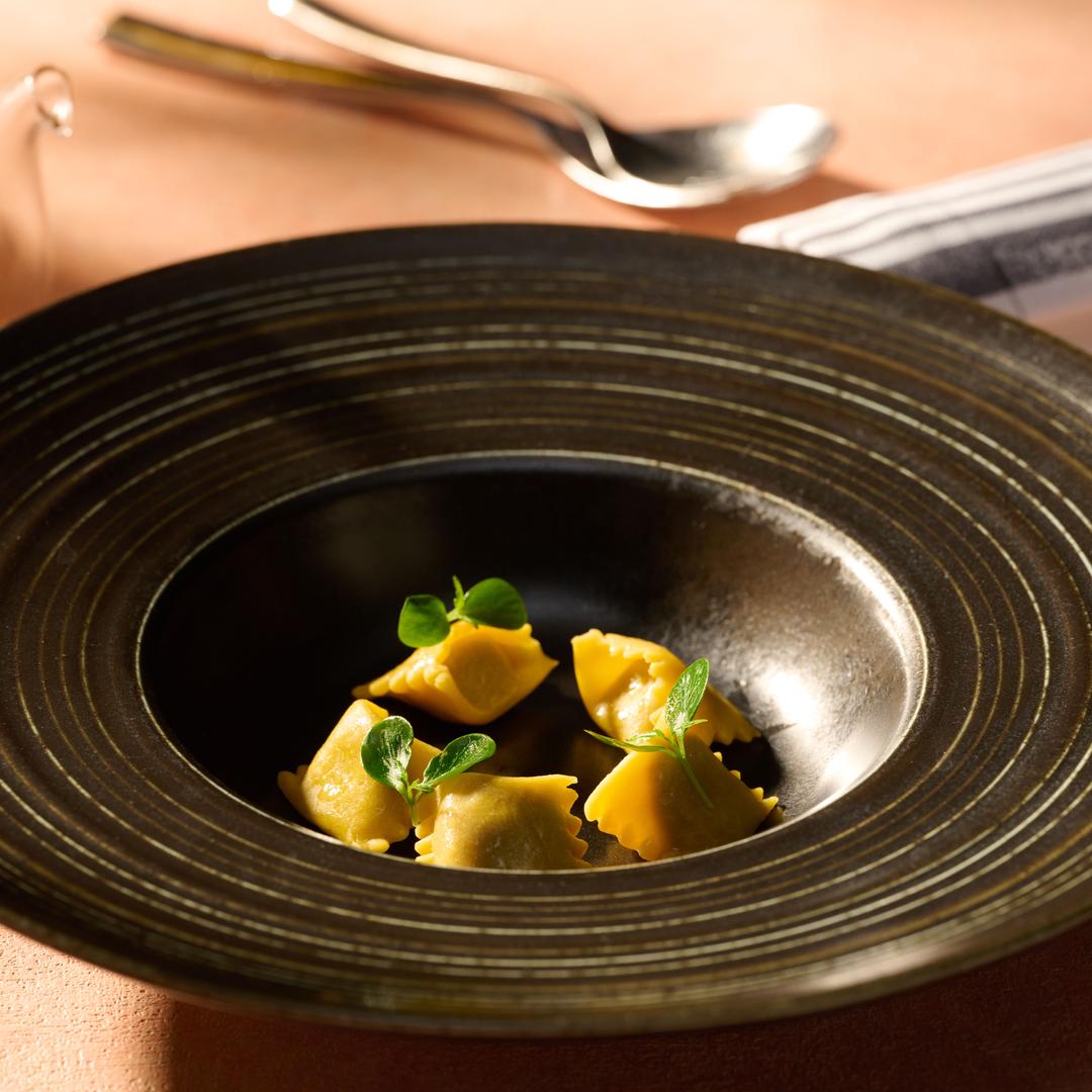 Beefbar – Hong Kong - a MICHELIN Guide Restaurant