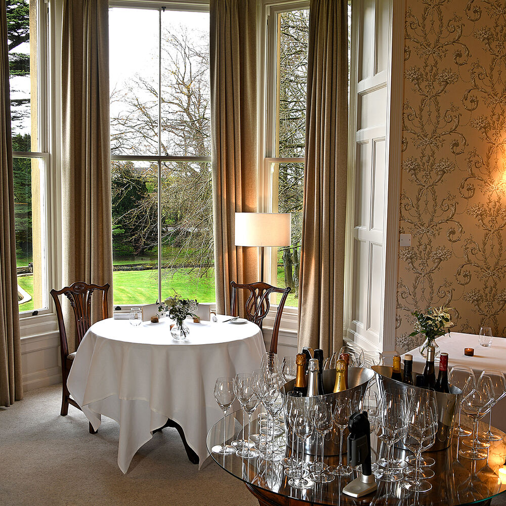 Cedar Tree by Hrishikesh Desai – Brampton - a MICHELIN Guide Restaurant