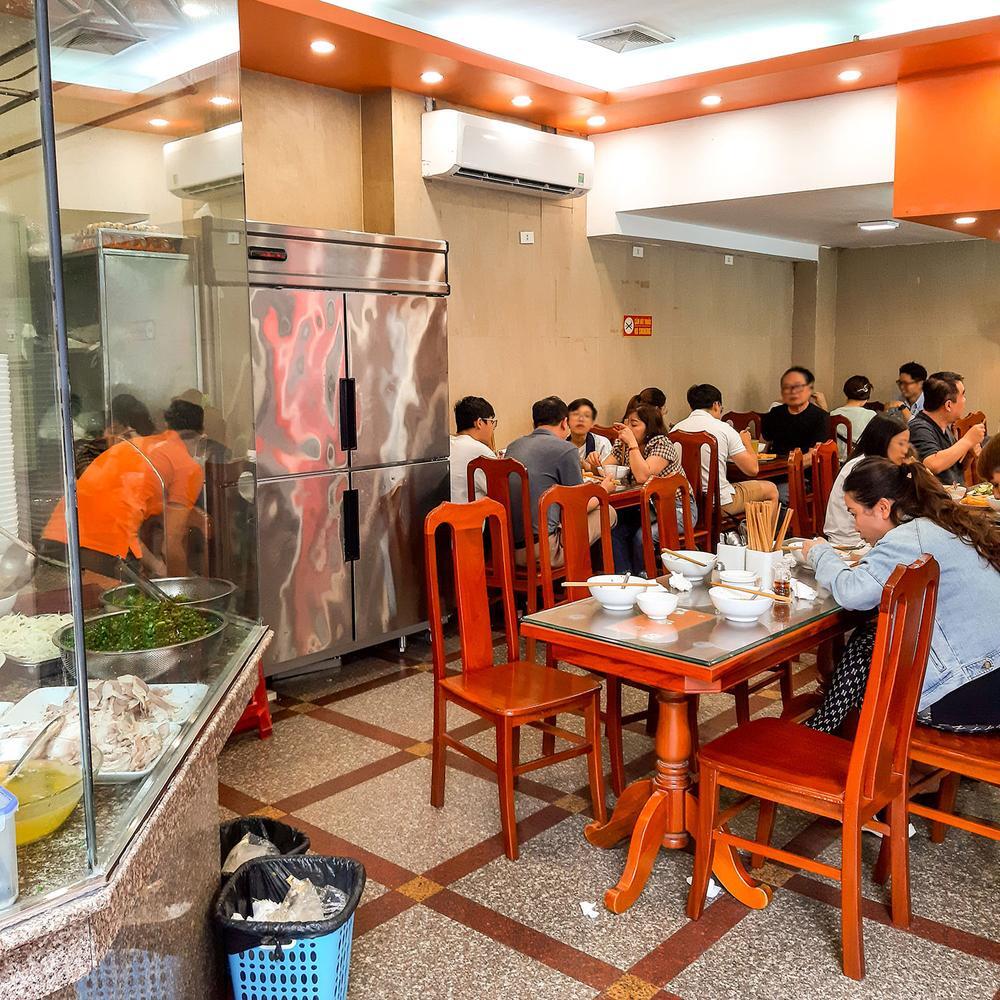 Phở 10 Lý Quốc Sư (Hoan Kiem) – Hanoi - a MICHELIN Guide Restaurant