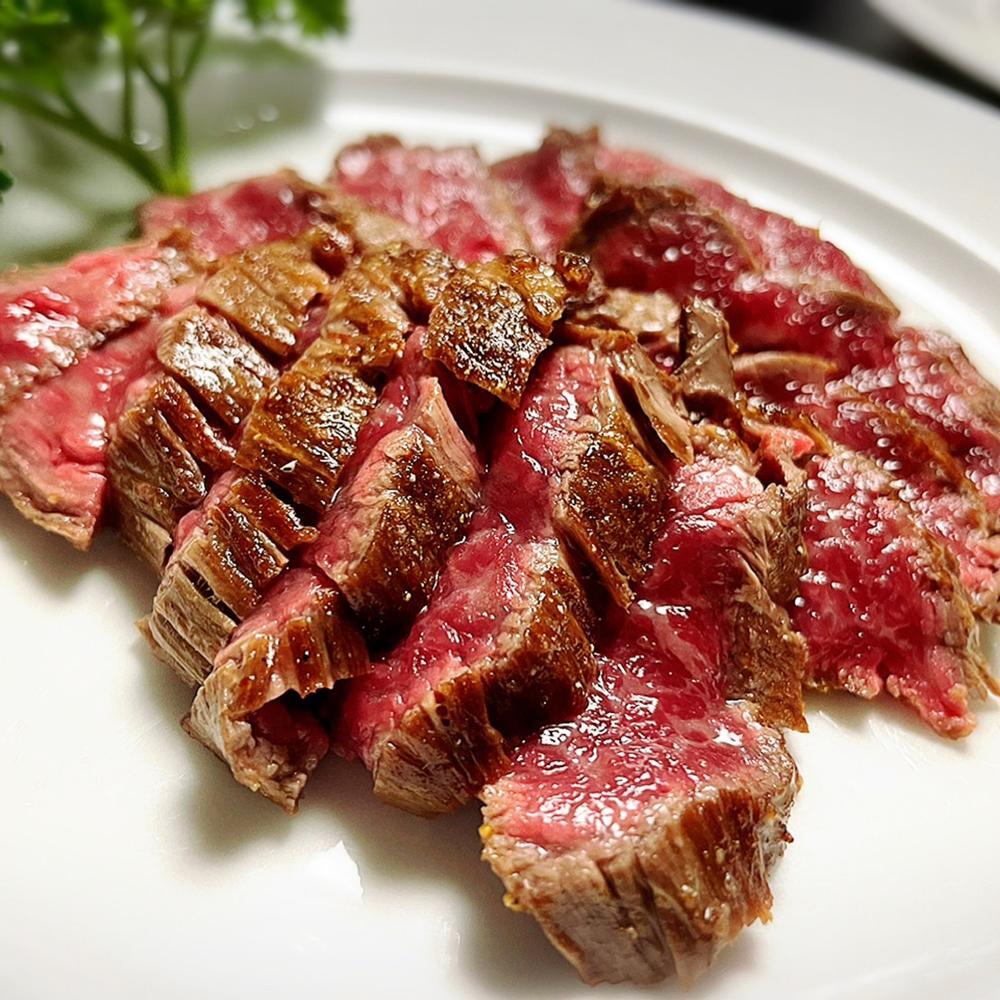 grill GRAND – Tokyo - a MICHELIN Guide Restaurant