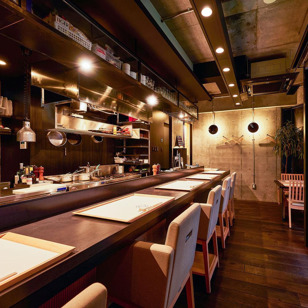Mono-bis – Tokyo - a MICHELIN Guide Restaurant