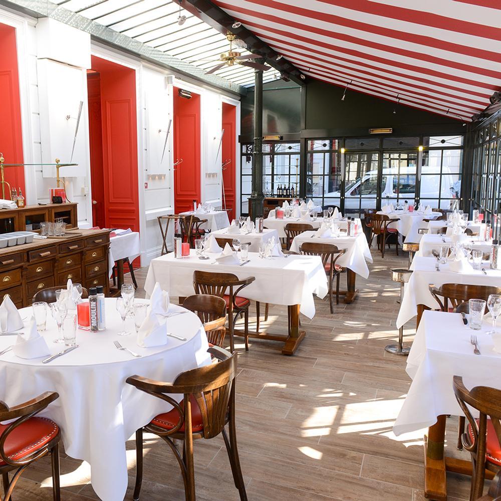 Place Bernard - Bourg-en-Bresse - Un restaurant du guide MICHELIN