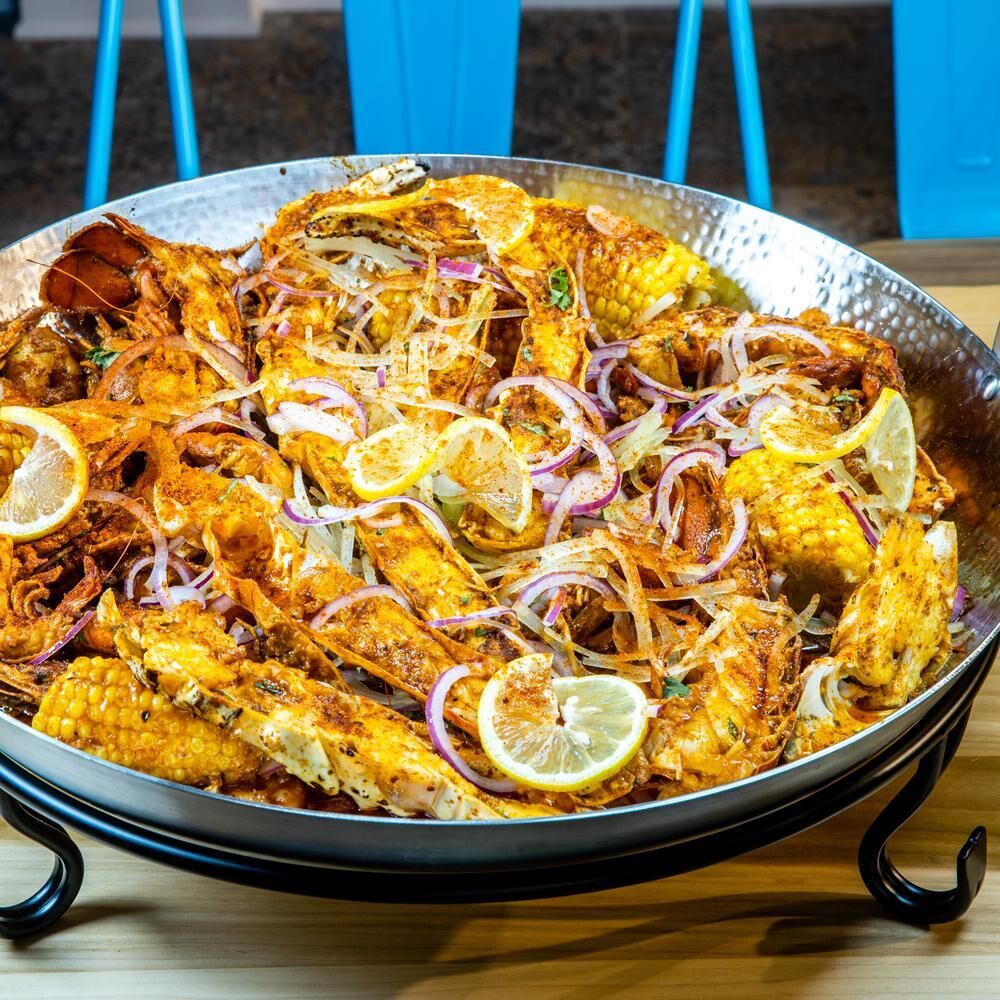 Azul Mariscos + Muelle – Chicago - a MICHELIN Guide Restaurant