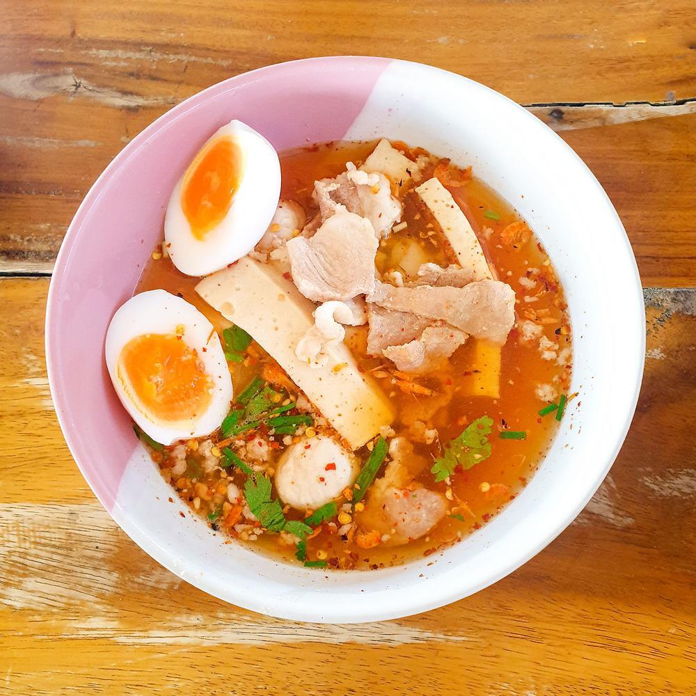 Khun Jaeng Guay Tiew Pak Mor Kao Wang – Khon Kaen - a MICHELIN Guide ...