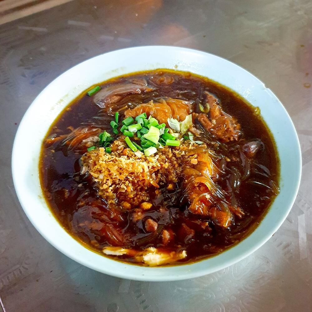 Kao Lao Siang Jee-Lueat Moo Jao Kao – Khon Kaen - a MICHELIN Guide ...