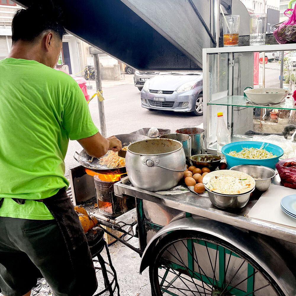 Siam Road Char Koay Teow – George Town - a MICHELIN Guide Restaurant