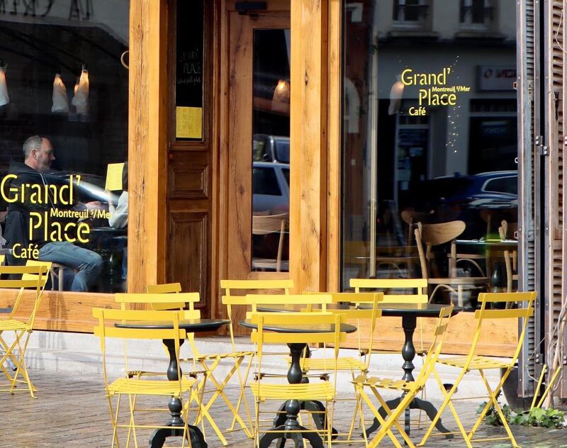 Restaurant Grand Place Café in Montreuil-sur-Mer - Fooding